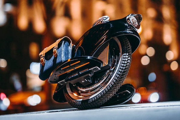 Is It Safe To Ride An Electric Unicycle In The Rain? Safety Tips For ...