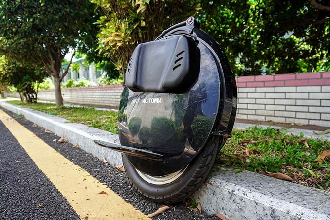 Why Is Riding A Unicycle Hard? How Difficult Is It To Ride A Unicycle?