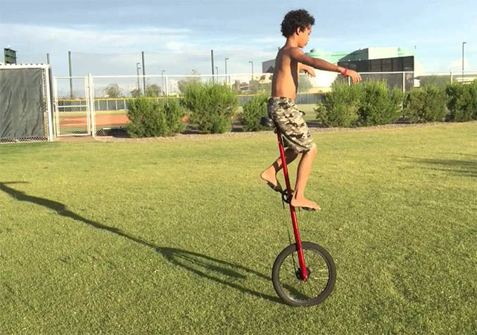 How Do You Get on a Giraffe Unicycle with Confidence?